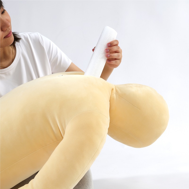 趣味グッズブランド「BIBILAB(ビビラボ)」、「ああ、推し？推しなら私の横で寝てるよ。」を健全に叶える等身大の人型抱き枕を発売 | gamebiz